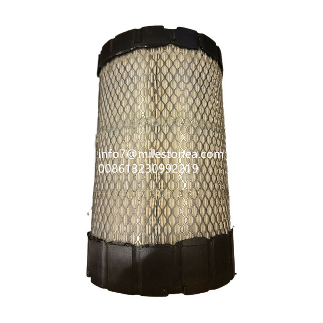 China Heavy duty truck engine air filter 7008043 7008044 factory and ...